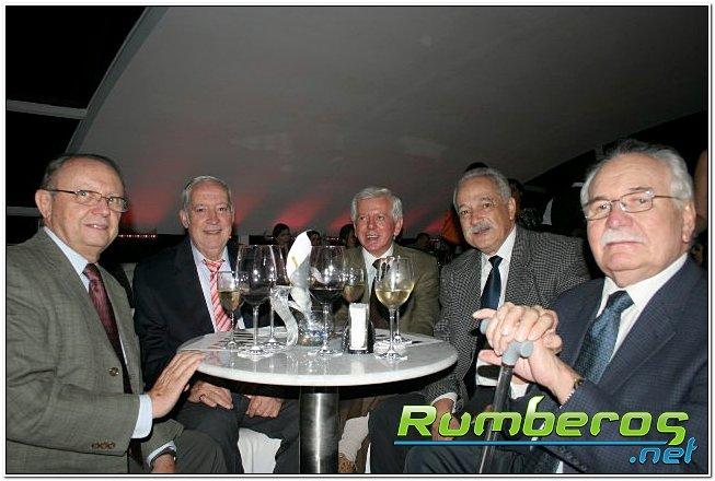 Cata de Vinos CANEPA en Ganadero Roof | Rumberos