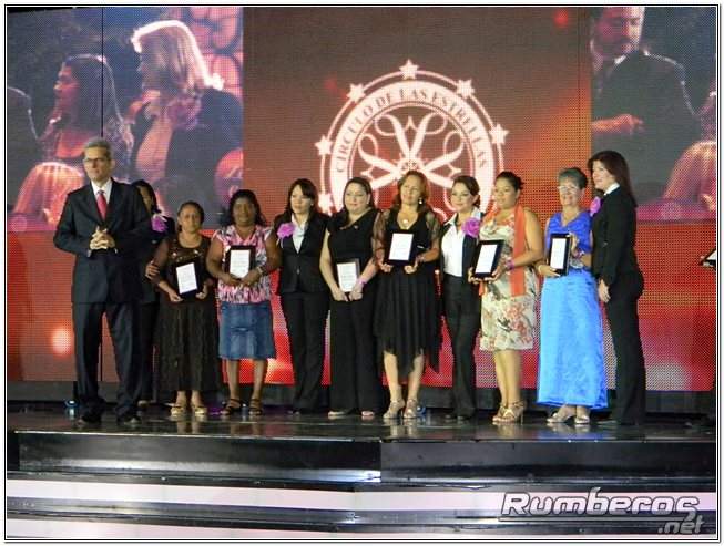 Avon reconoce a sus mejores Representantes de Ventas al ritmo de ...